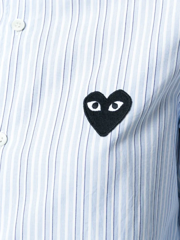 Comme Des Garçons Play ボタンダウンシャツ | ブルー | FARFETCH JP Comme Des Garçons Play ボタンダウンシャツ | ブルー | FARFETCH JP