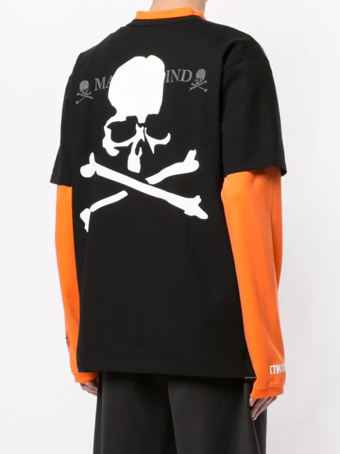 Shop black Mastermind World skull print short-sleeved T-shirt with ...