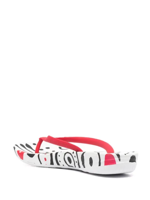 10 CORSO COMO iQushion abstract-print Flip Flops - Farfetch