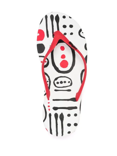 10 CORSO COMO iQushion abstract-print Flip Flops - Farfetch