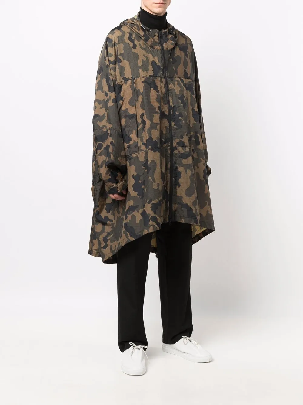 Mackintosh Mist Camouflage Ripstop Cape In Grün | ModeSens