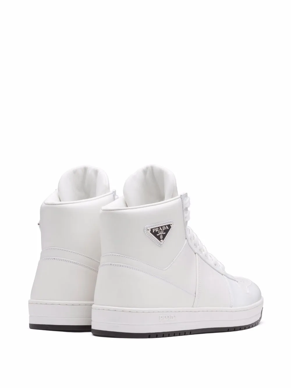 Prada Tenis Altos Con Placa Del Logo - Farfetch