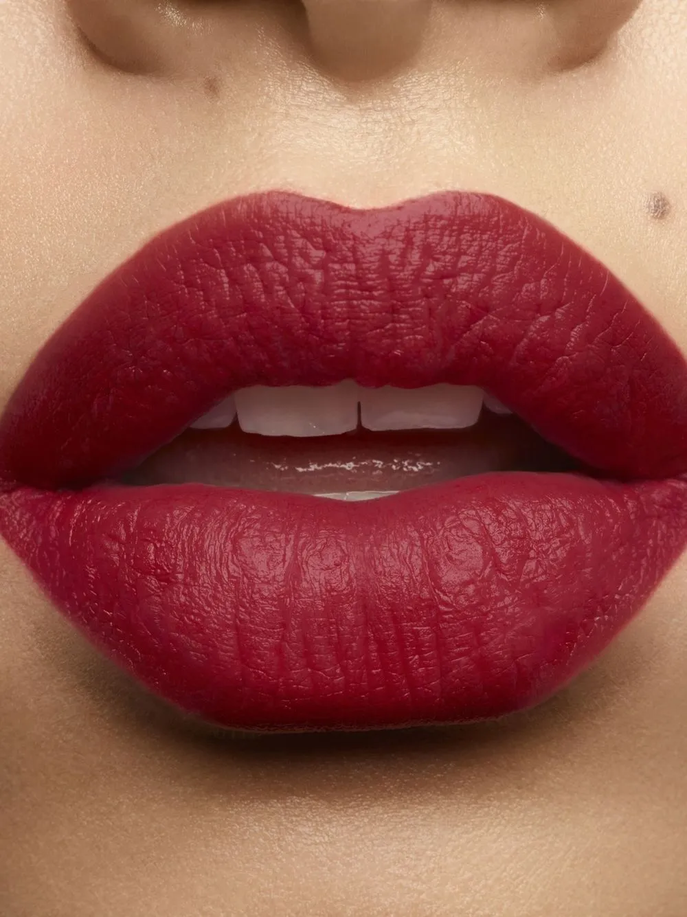 Saint Laurent Rouge Pur Couture The Slim Velvet Radical Matte Lipstick In Red | ModeSens