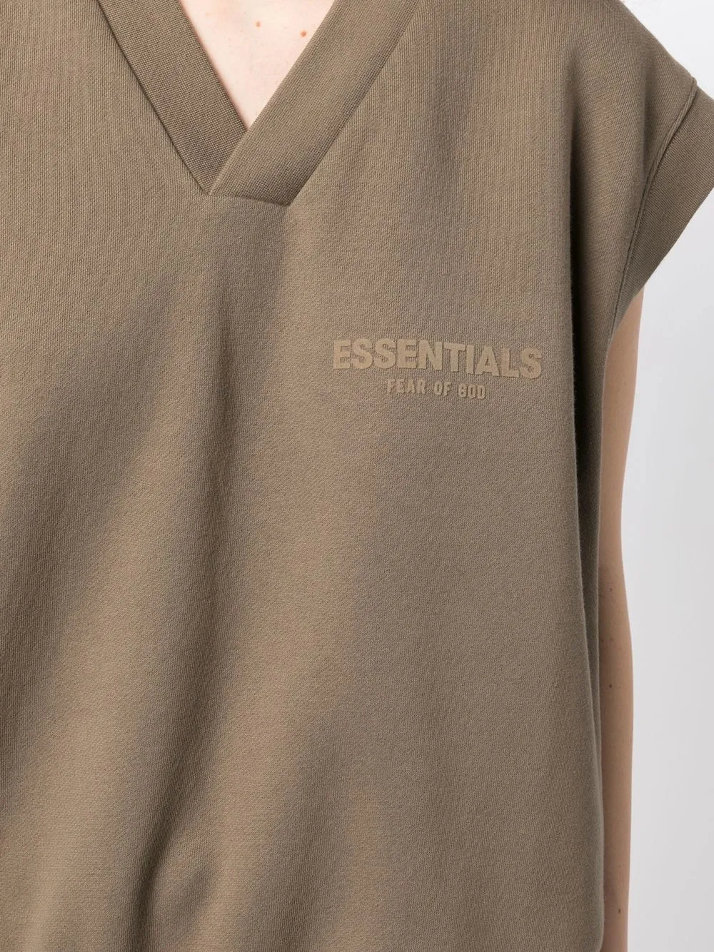 FEAR OF GOD ESSENTIALS chest logo-print T-shirt | Smart Closet