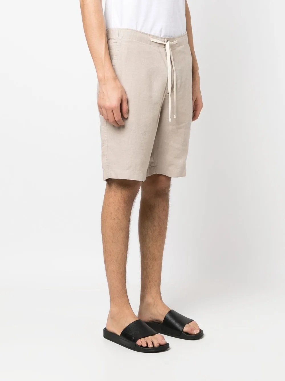 Vince Lightweight Hemp Shorts in Washed Black | Smart Closet