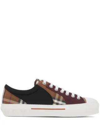 Burberry sneakers womens store