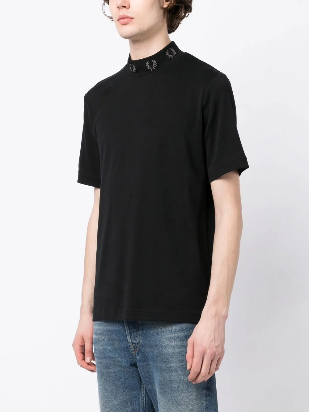 Fred Perry Laurel Wreath High Neck T Shirt In Schwarz Modesens