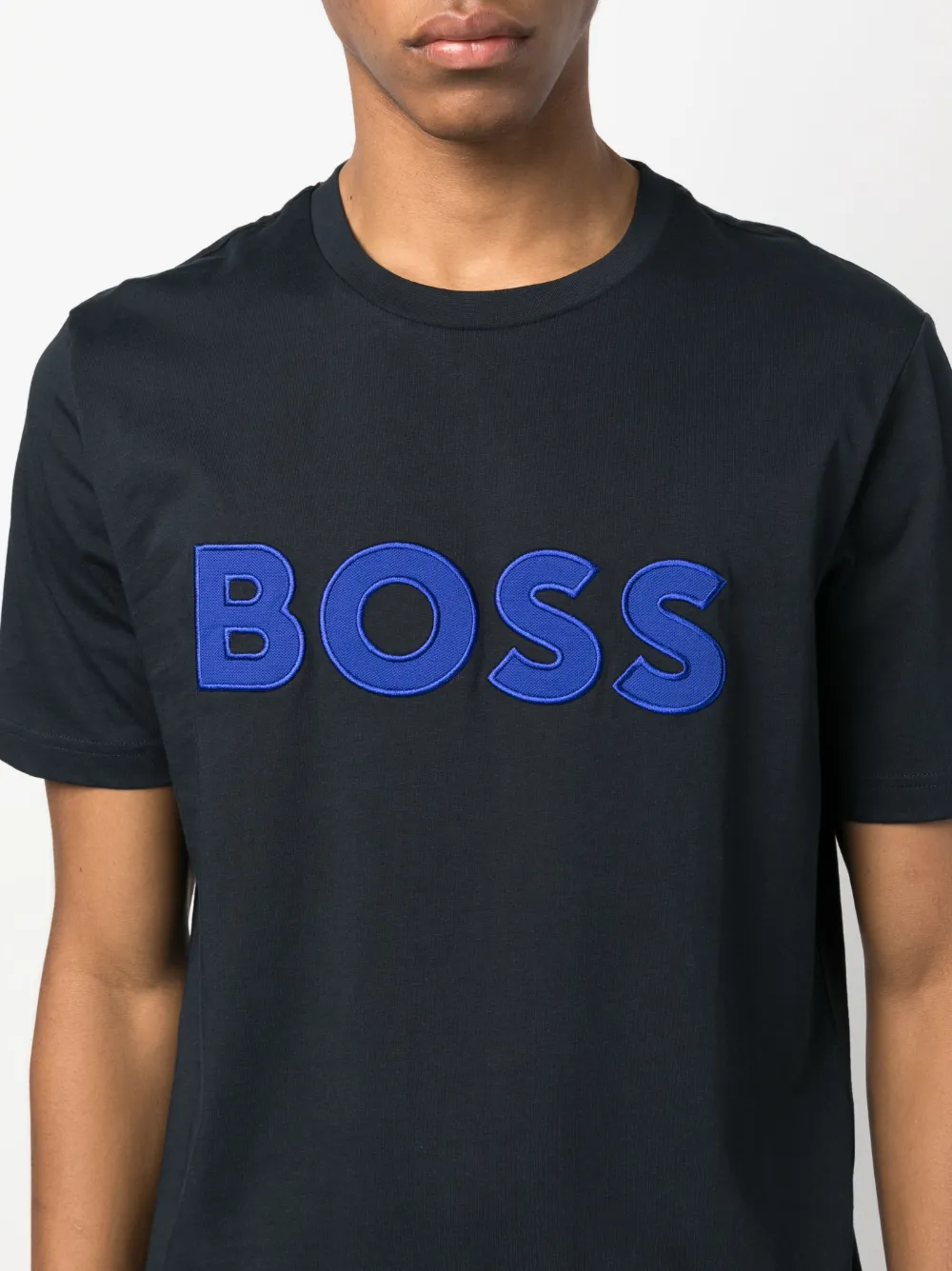 BOSS embossed-logo short-sleeved T-shirt - Farfetch