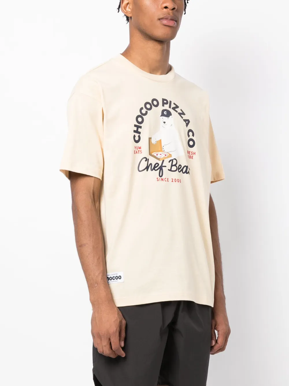 CHOCOOLATE logo-print Cotton T-shirt | Yellow | FARFETCH