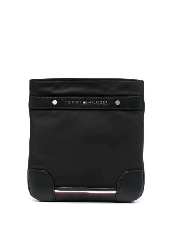 Tommy hilfiger messenger bag store