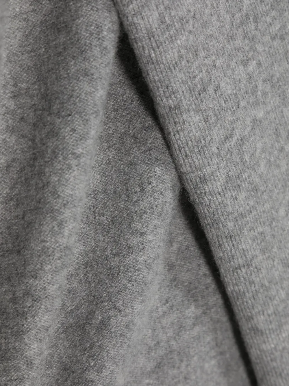 Vanisè Molly Knitted Cashmere Scarf | Grey | FARFETCH