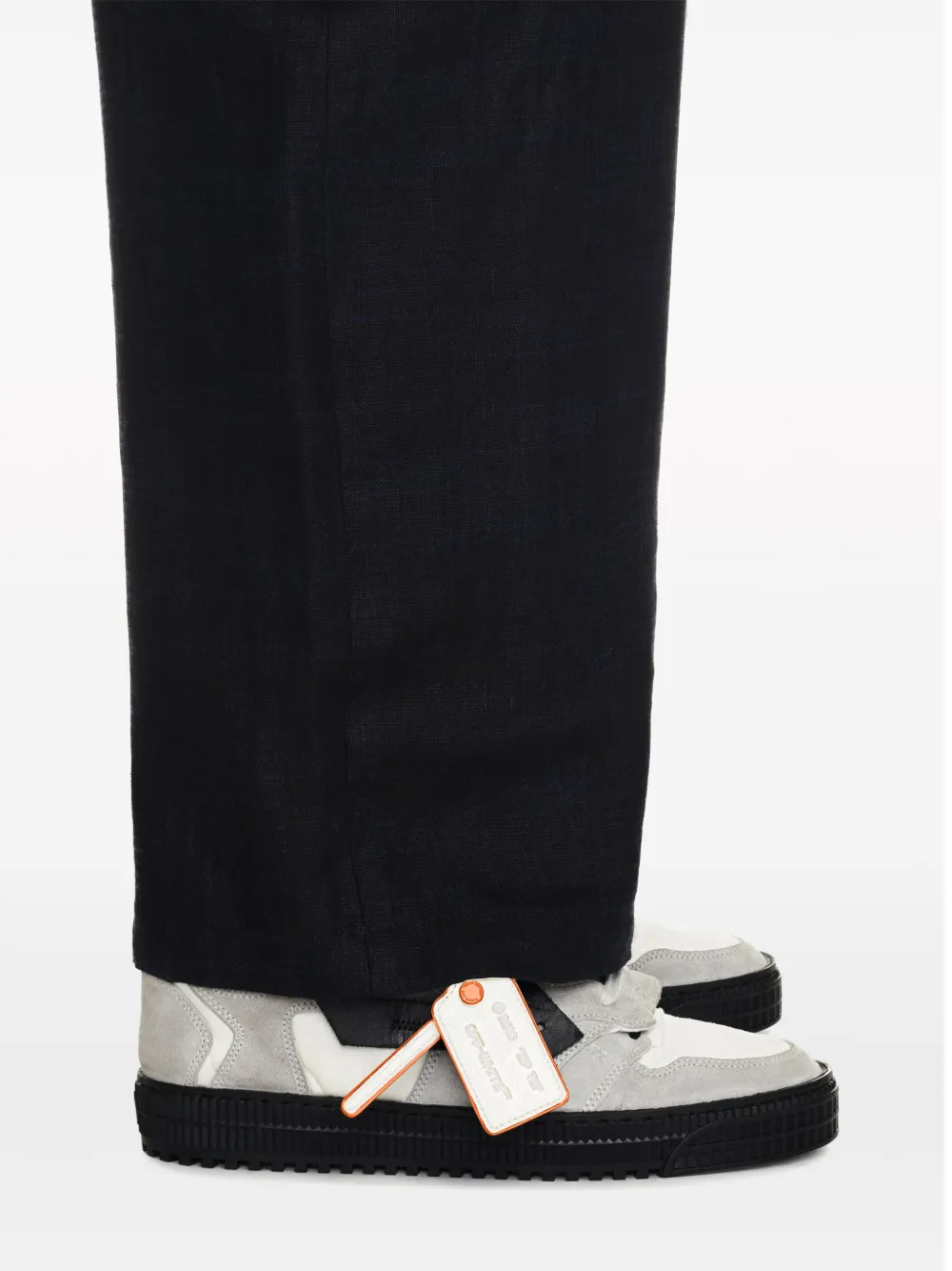 Off-White Floating Arrow logo-appliqué Sneakers | Grey | FARFETCH