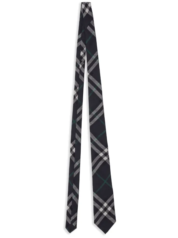 White burberry tie store