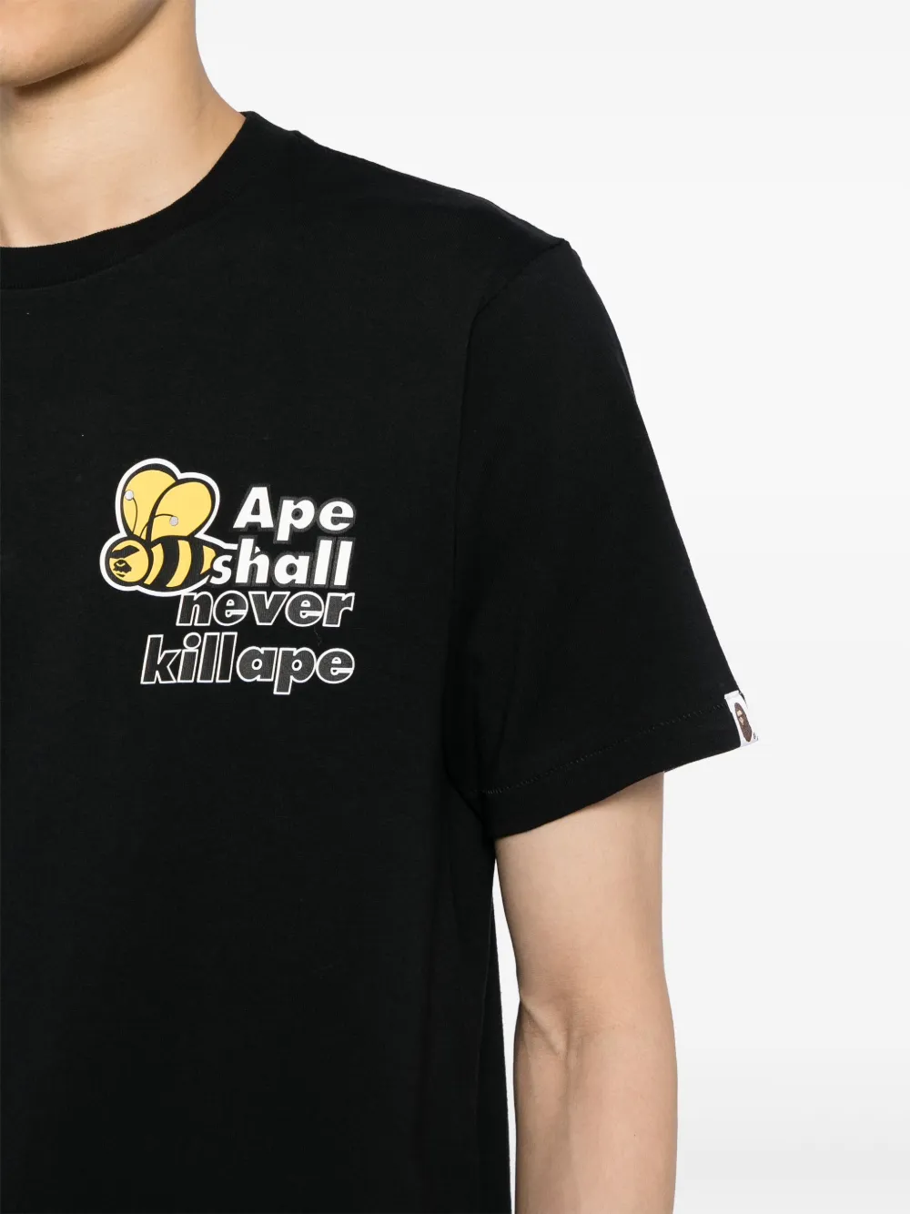 A BATHING APE® ロゴ Tシャツ | ブラック | FARFETCH JP