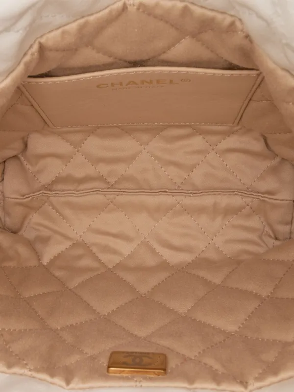 CHANEL Pre-Owned 2021-2024 ミニ シャイニーカーフ 22 ホーボー CHANEL Pre-Owned 2021-2024 ミニ シャイニーカーフ 22 ホーボー