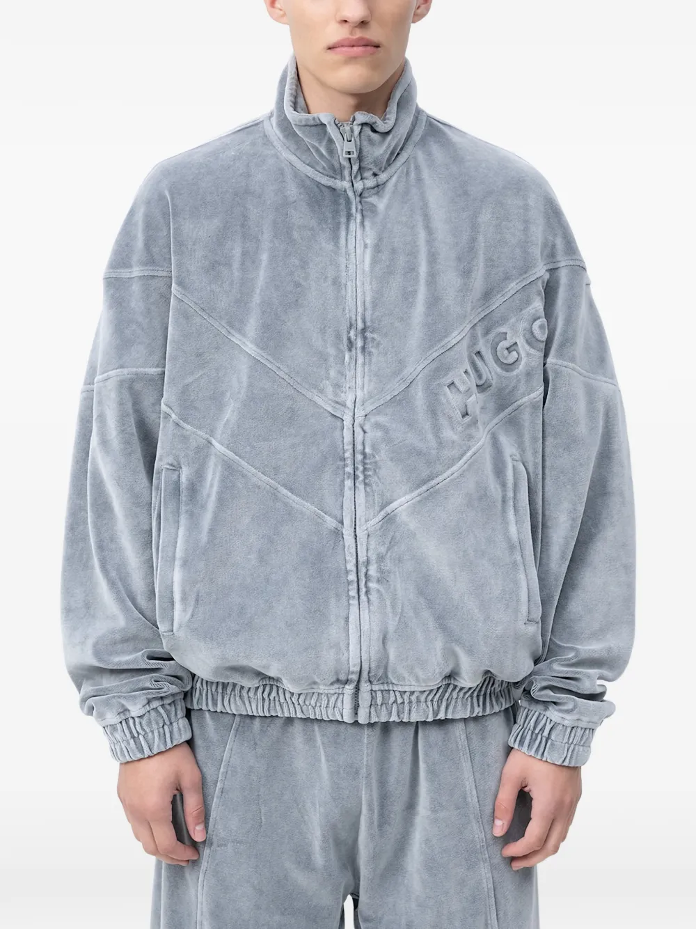 HUGO logo-debossed Sweatshirt | グレー | FARFETCH JP