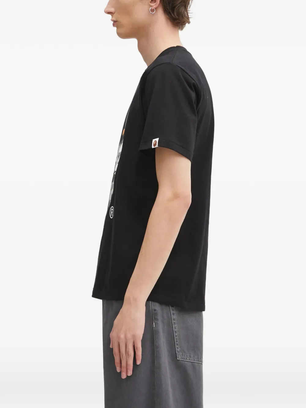 A BATHING APE® 1st Camo Milo On Ape Head graphic-print T-shirt | Black ...