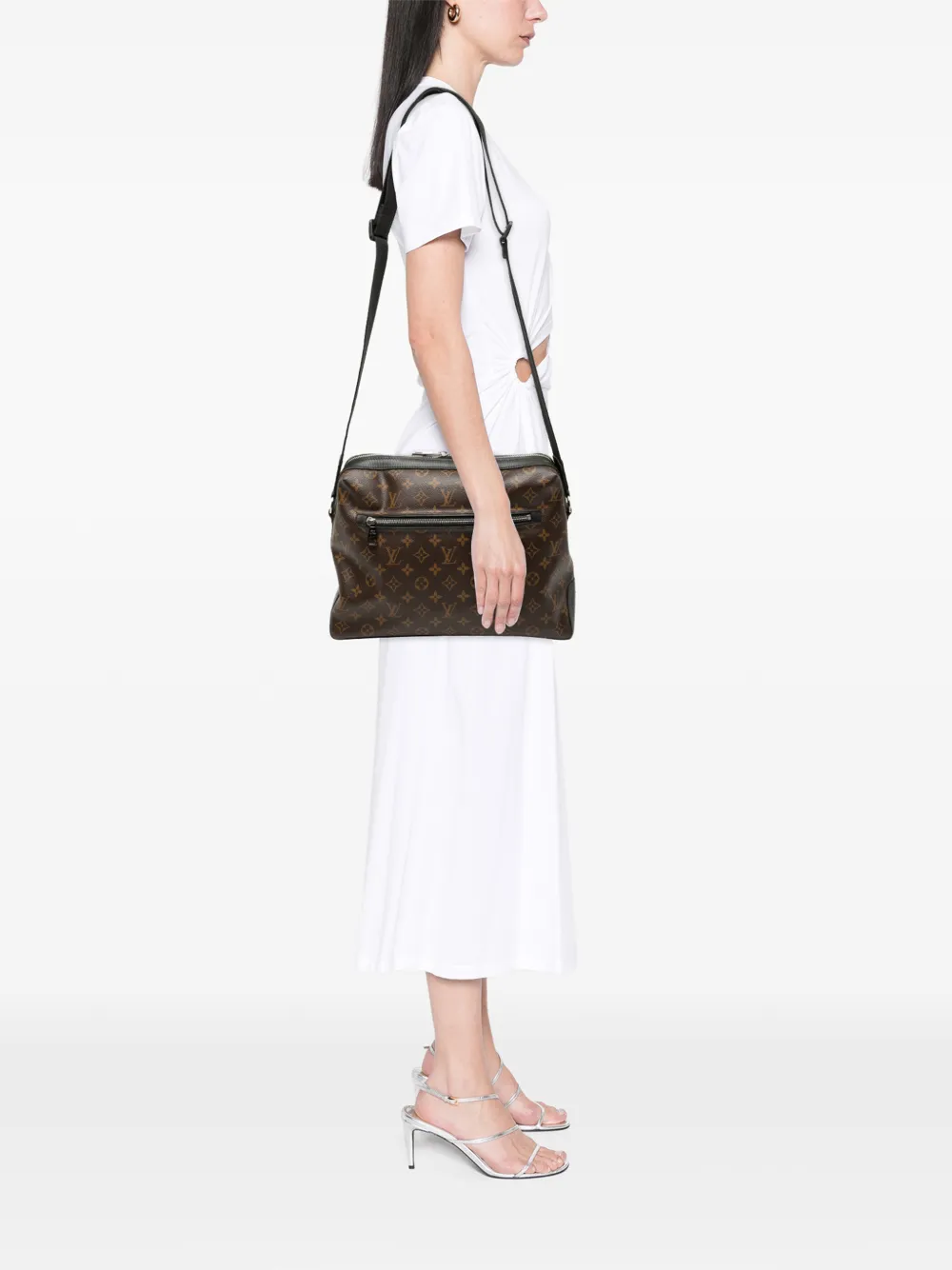 Louis Vuitton Pre-Owned 2010 Monogram Macassar Torres Messenger Bag ...
