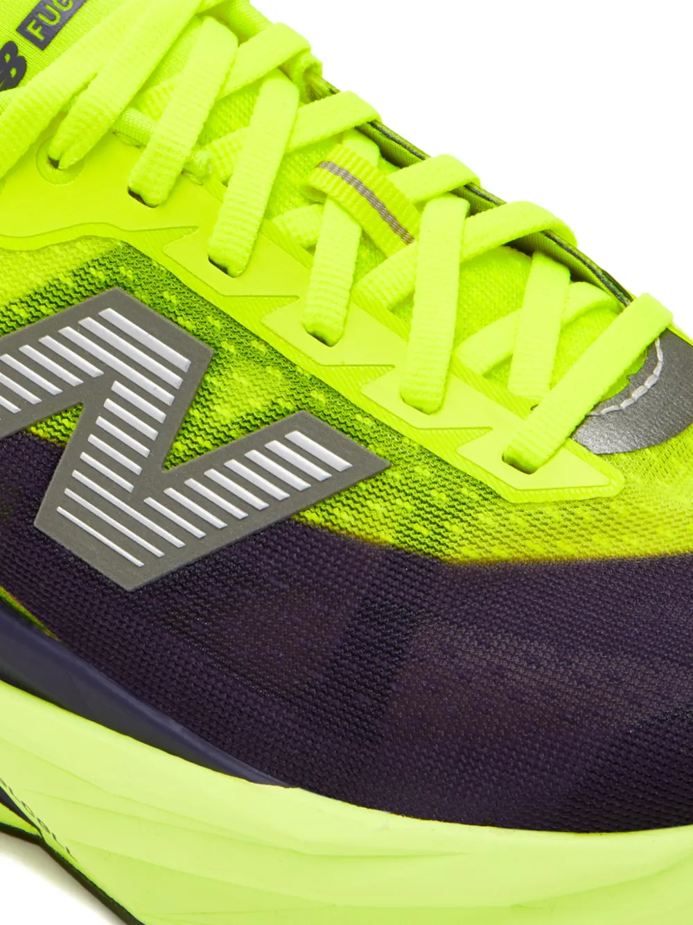 New Balance FuelCell Rebel v5 logo sneakers Groen - Schoenen.nl