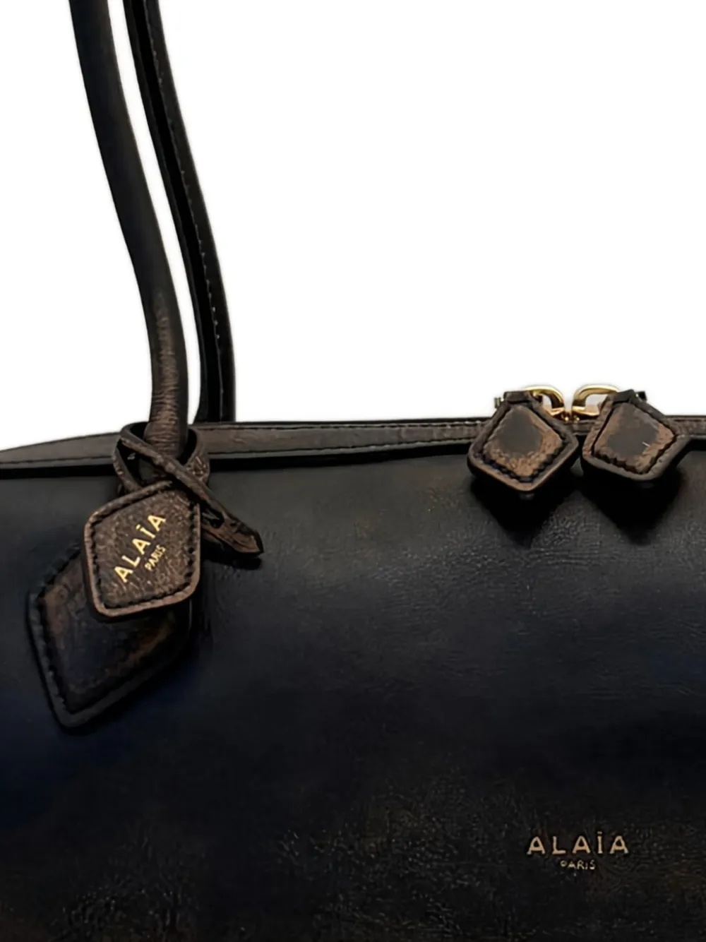 Alaïa Medium Le Teckel Aged Shoulder Bag | Black | FARFETCH AU