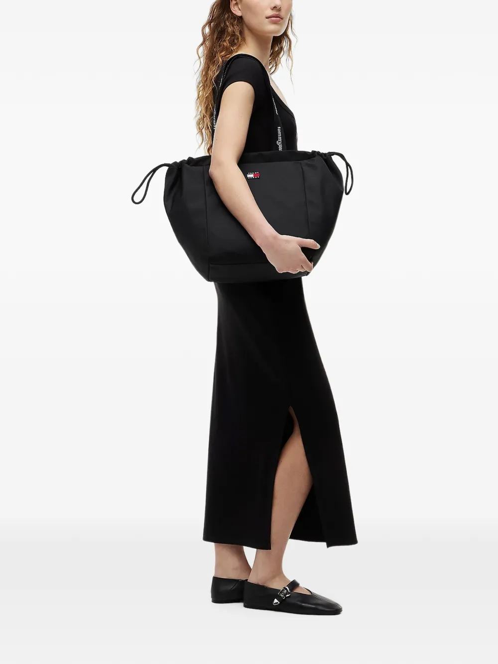 Tommy Jeans Bolso Shopper Con Parche Del Logo y Cordones | Negro ...