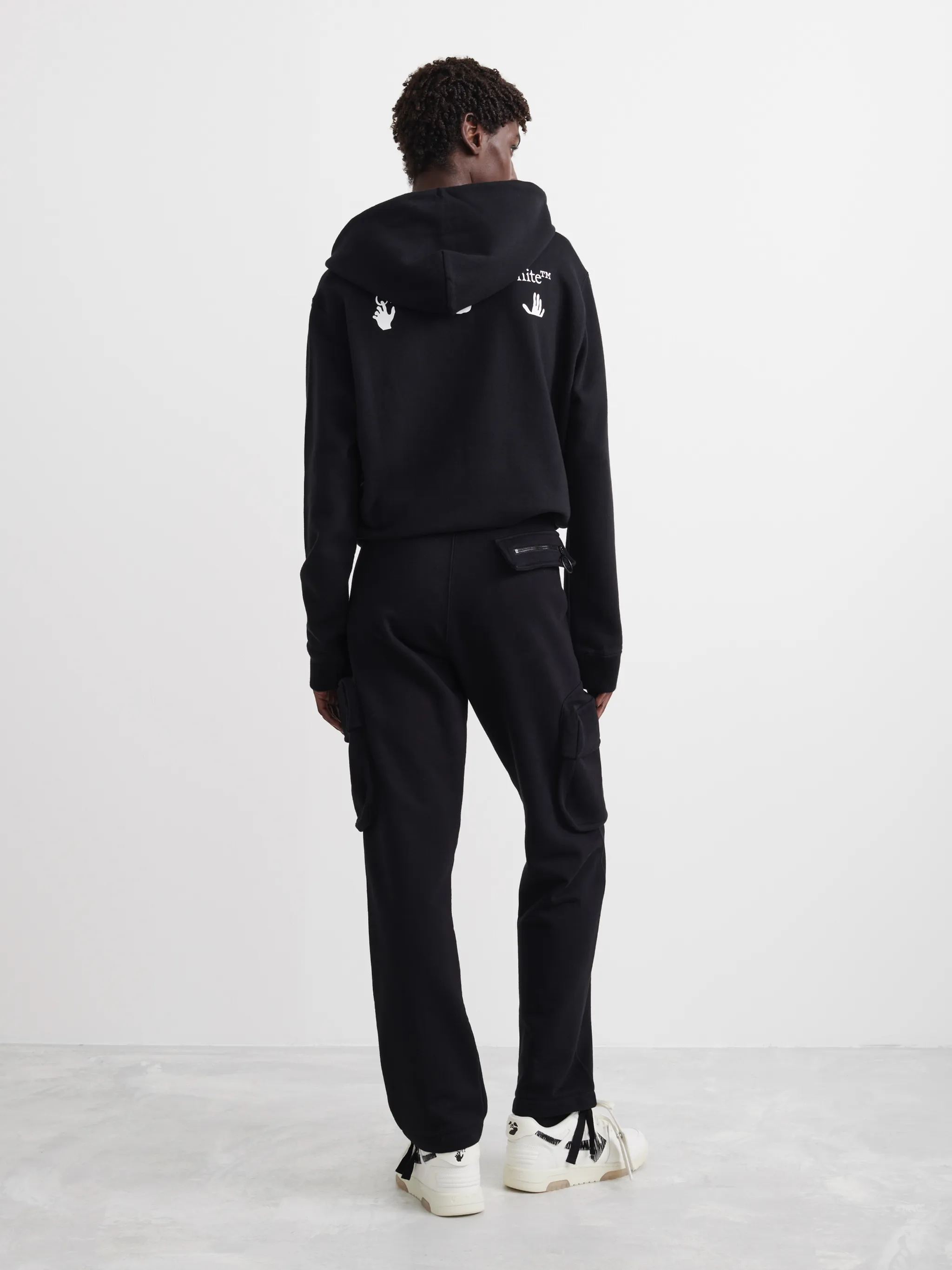 LOGO CARGO SWEATPANTS - Off-White™ Official Site