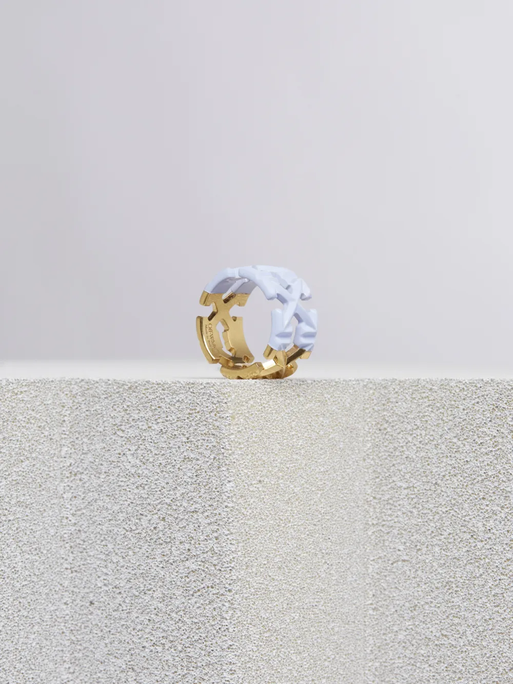 Multi Arrows Earrings in gold | Off-White™ Official GB